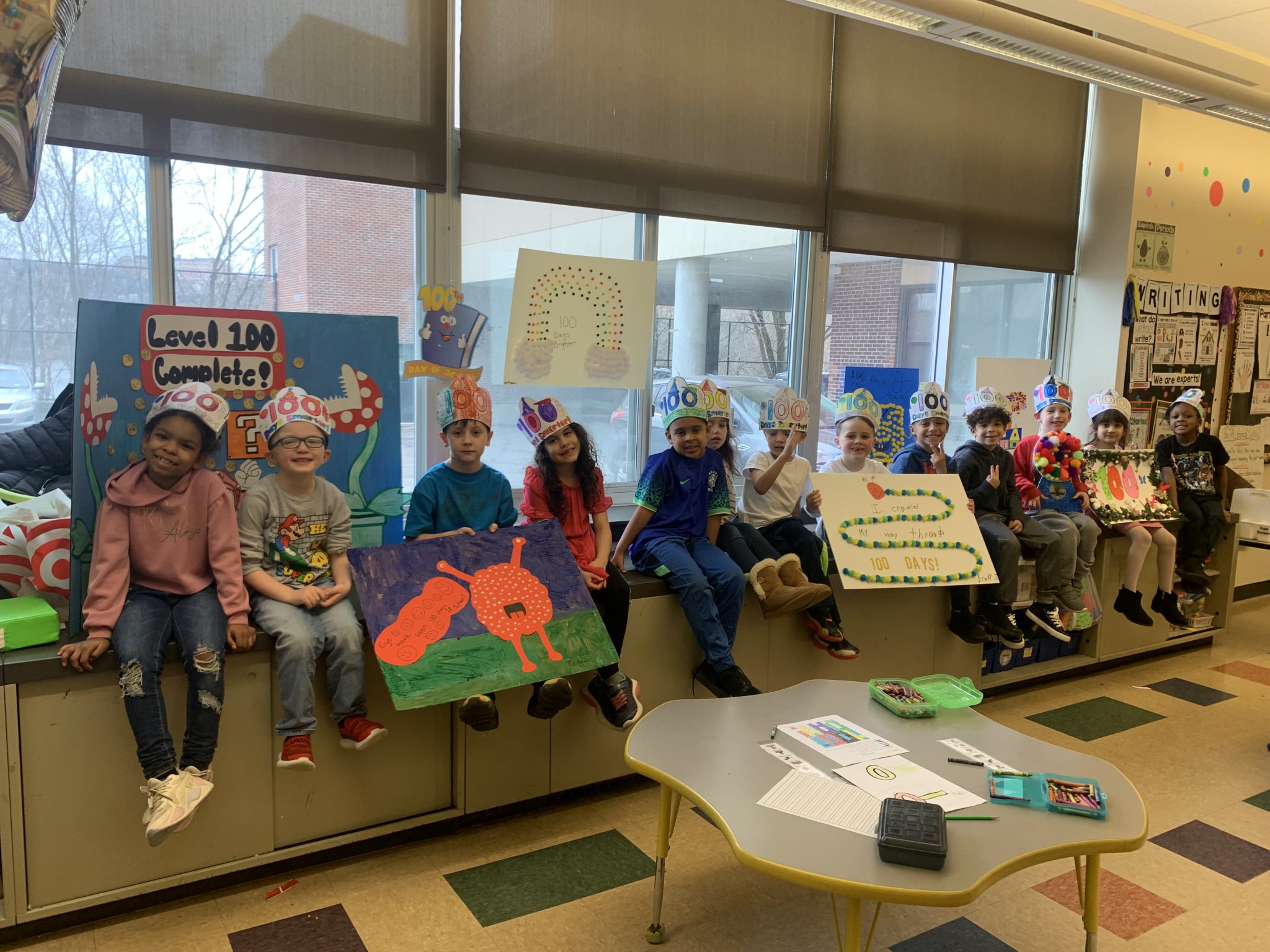 Heatly elementary school students celebrate 100th day of school - Green ...