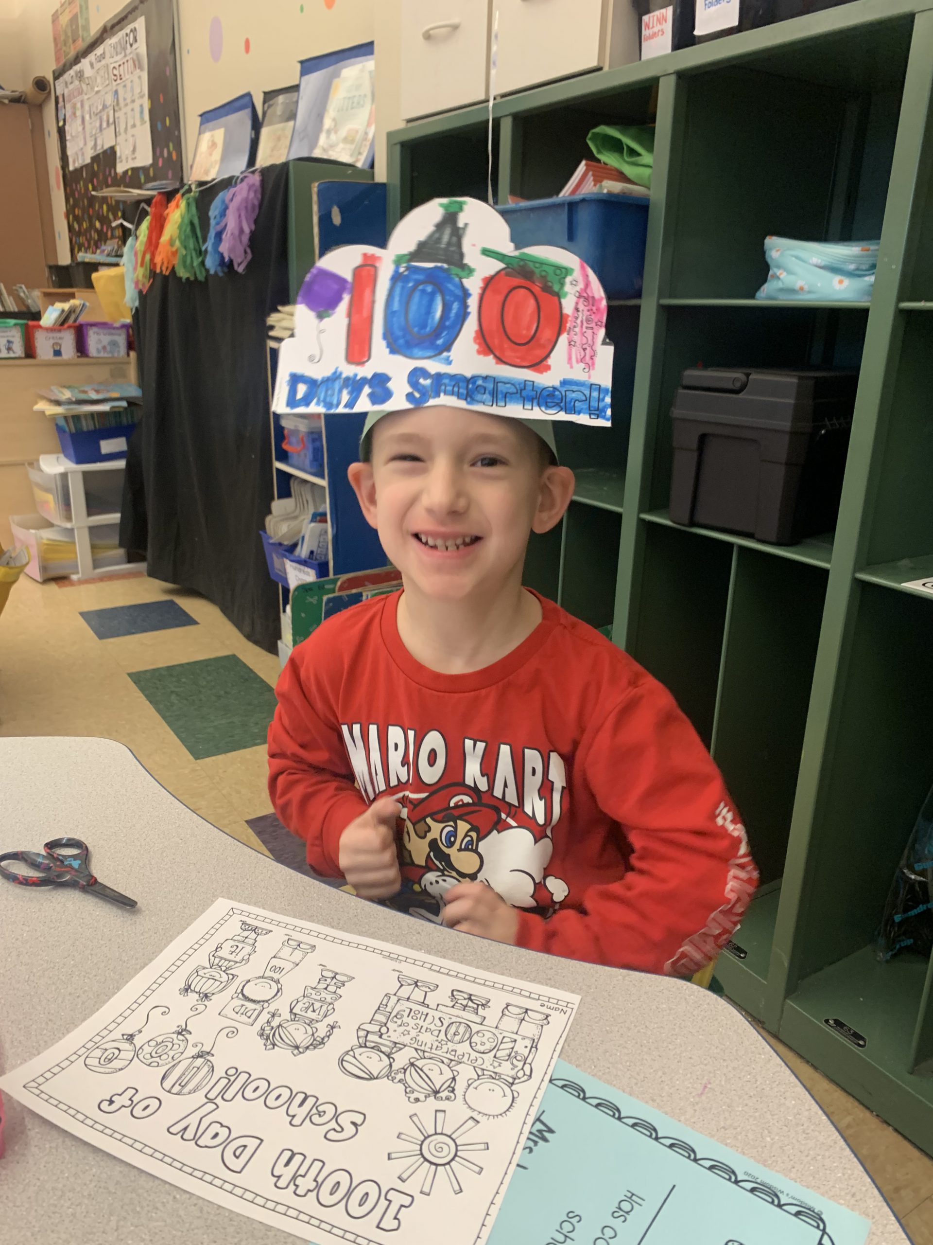 Heatly elementary school students celebrate 100th day of school - Green ...