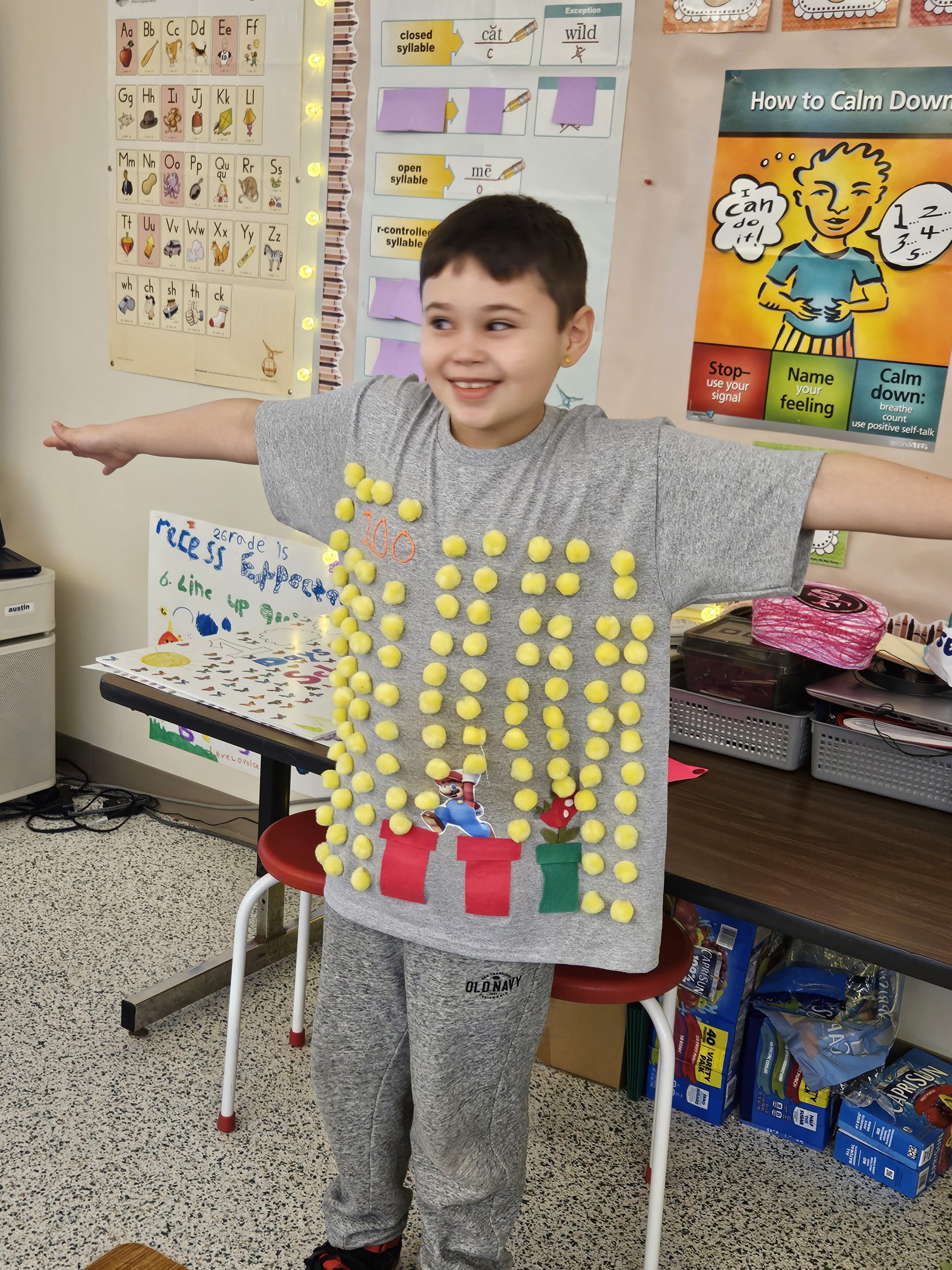 Heatly elementary school students celebrate 100th day of school - Green ...