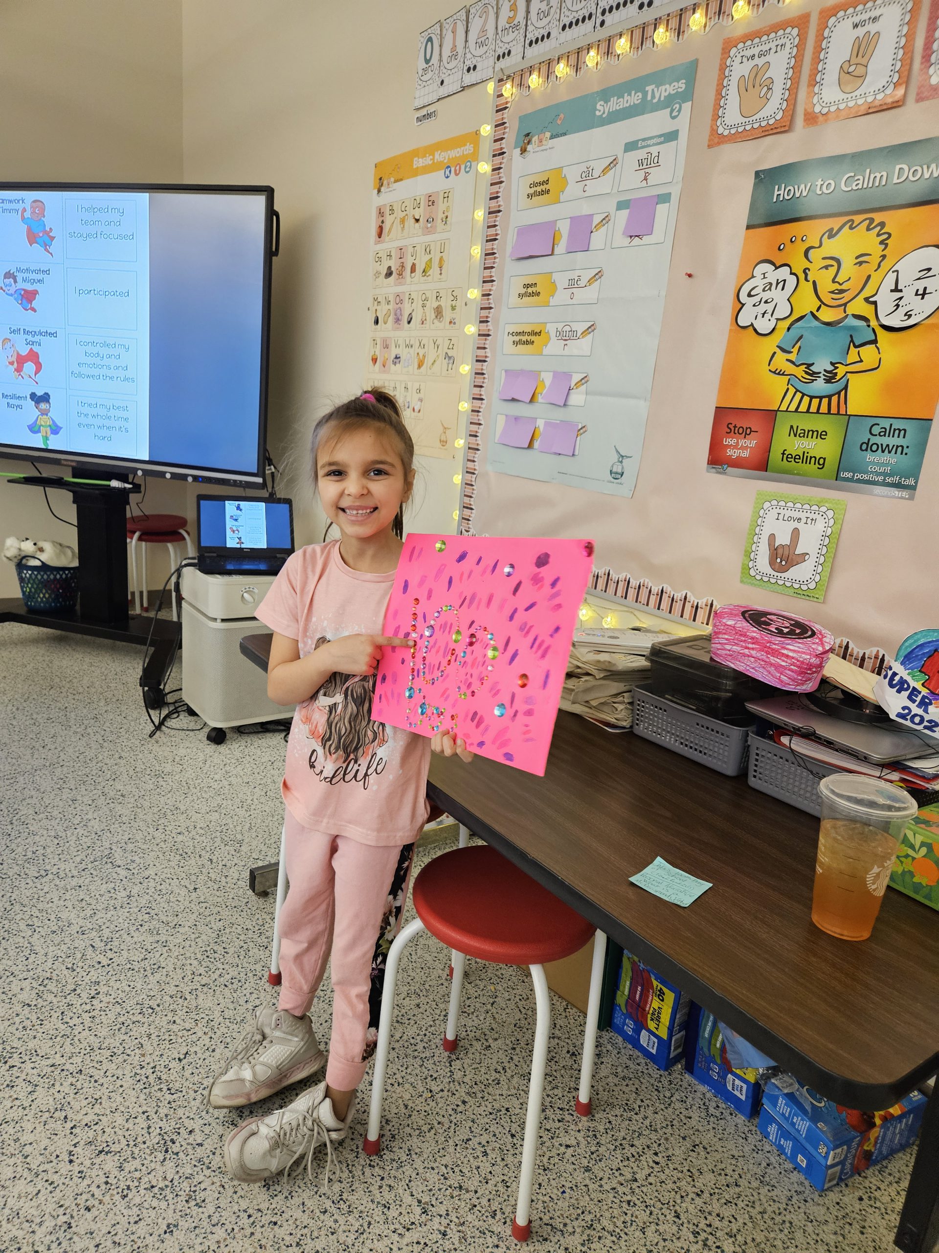 Heatly elementary school students celebrate 100th day of school - Green ...